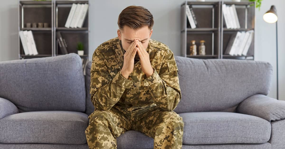 How Is the VA Disability Rating for Flat Feet Determined?